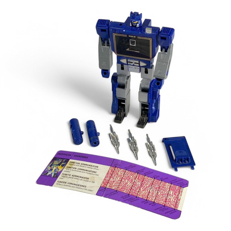 Vintage Transformers: G1 - Soundwave Action Figure | De Toyboys